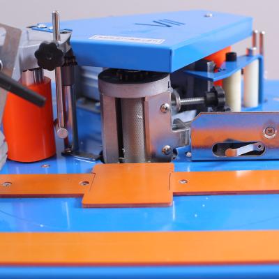Cina il bordo manuale Bander del pannello di 10-60mm diritto ha curvato Edgebander con la funzione di lucidatura in vendita