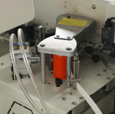 Cina alta velocità automatica a livello pneumatica della trecciatrice del bordo 0.4-0.6Mpa in vendita