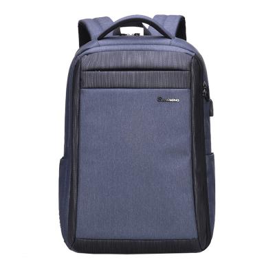 Cina Furto a 15,6 pollici Daypacks di USB degli zainhi dell'istituto universitario degli uomini del computer portatile anti in vendita