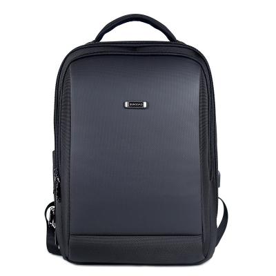Cina Zaino impermeabile all'aperto del computer portatile degli uomini di USB dello zaino del computer portatile di affari 18inch in vendita