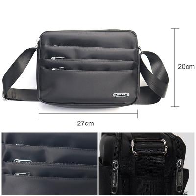 Cina Nylon casuale della spalla del messaggero del sacco per cadaveri inter- nero di Bag Multi Pocket in vendita