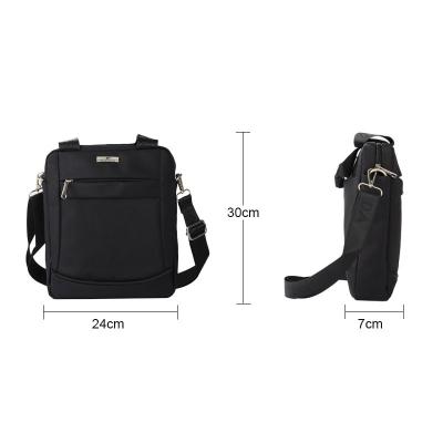 Cina Messaggero di nylon Bag With Handle del peso leggero del poliestere impermeabile in vendita