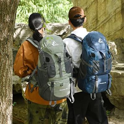 Cina zaino d'escursione resistente leggero dell'acqua 50l per la visita di campeggio rampicante in vendita