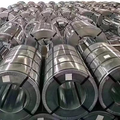Cina Dx51D Hot Dipped Galvanized Steel Coils Spangle 120g Zinc Coating in vendita