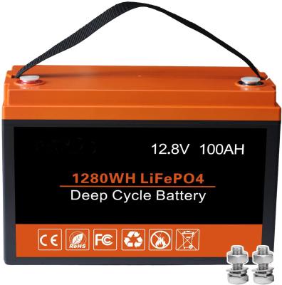 Cina accumulatore a energia solare 12.8V 100A batteria 1.2kg 12v 100ah LiFePO4 in vendita
