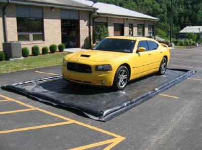 China Commercial Easy Set Up Air Seal Type Inflatable Car Wash Mat for sale