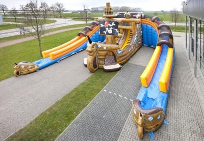 China Tobogán acuático inflable gigante asombroso mega de Glijbaan, doble cara del barco pirata inflable en venta