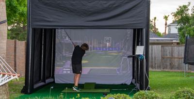 China Training Outdoor Inflatable Golf Simulator Tent Golf Simulator Cage Enclosures For Home Practice With Customized Design for sale