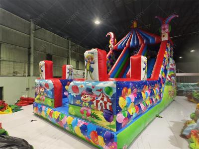 Cina Scivolo gonfiabile 8x4.7x6.5m per feste per bambini PVC personalizzato in vendita