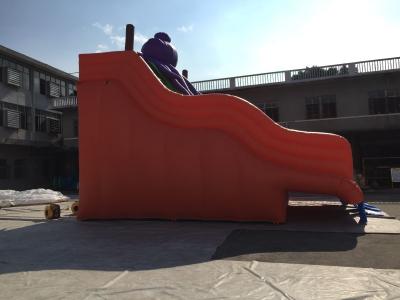 Китай Скольжение замка взрослых водных горок PVC размера 0.9mm раздувных скача продается