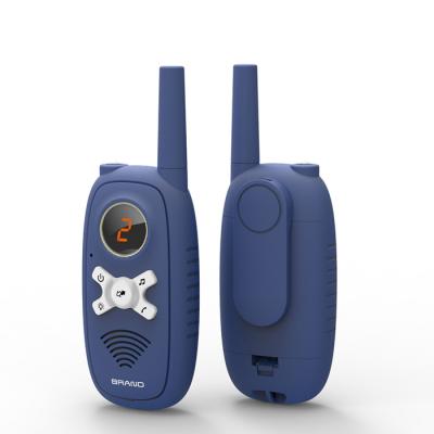 China Hands Free LCD Display 3 Channels 0.5W 3km Walkie Talkie Toy for sale