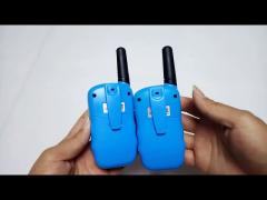 0.5W携帯用ピンクの携帯無線電話、スマートなサイズの手持ち型の発声映画Walkie