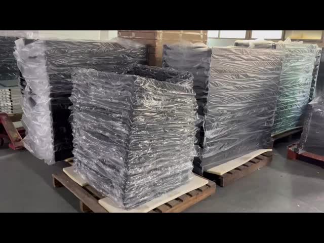 Customized Size Ceramic Top Dining Table Stain Resistant 1500*800mm