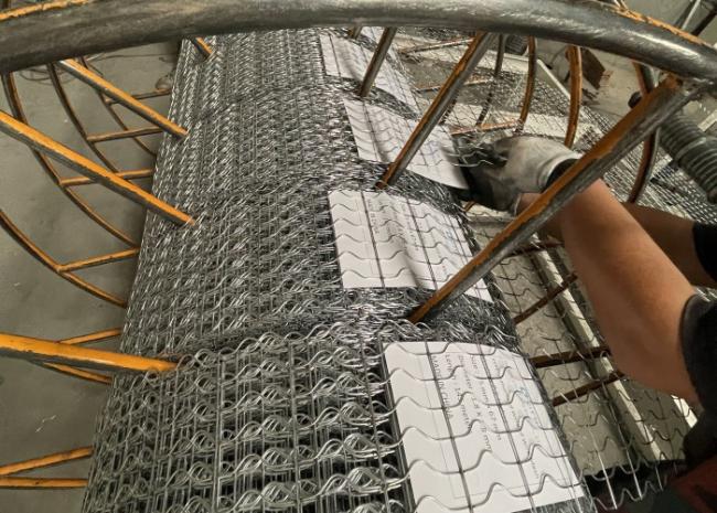 Galvanized Reinforced Wire Mesh production