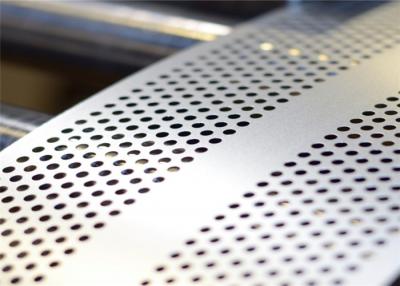 China Perforated Stainless Steel Mesh Sheets Round Square Hole Shaped Easy Install for sale