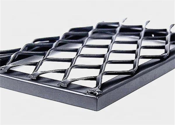 Black color Corrosion Resistant Hexagonal Expanded Metal Sheet For Industrial Use