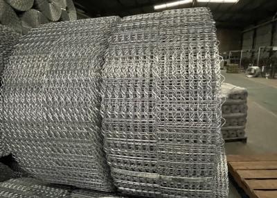 China 10 líneas 1,8 mm Diámetro de alambre Refuerzo de alambre curvado malla soldada para oleoductos en alta mar en venta