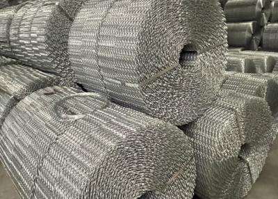China Ancho 190,5 mm revestimiento de tuberías galvanizadas 10 líneas malla metálica soldada de alambre para tuberías de gas en alta mar en venta