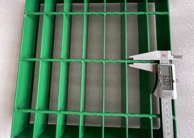 China 6mm Twisted Green Steel Bar Grating for Fence Projects for sale