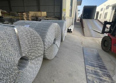 China malla de bobina galvanizada de la tubería de acero de la anchura de 190.5m m para la tubería de procesamiento químico en venta