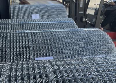 中国 2.0mm*2.0mm ワイヤの厚さ パレットパイプライン コーティング オフショア石油パイプラインのための溶接網 販売のため