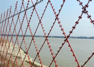 China Galvanized Steel Wire Mesh Fence / Razor Mesh Fencing Corrosion Resistance for sale