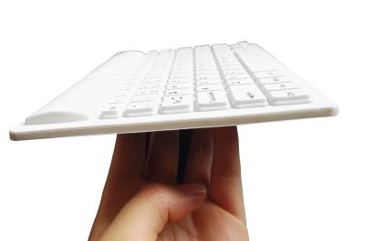 China Rechargable wireless medical keyboard Bluetooth 5.0 with built-in LI-battery for sale