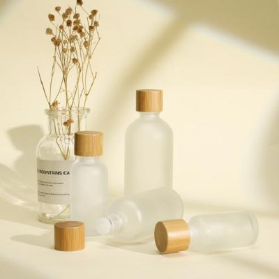 Cina Giro 1 Oz 2 Oz 4 bottiglie d'imballaggio cosmetiche di bambù del contagoccia della stampa di Oz in vendita