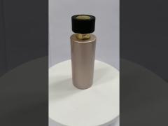 30ml 50ml 100mlのアルミニウム帽子OEMが付いている贅沢なガラス香水瓶のスプレーヤーの噴霧器