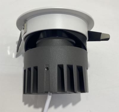 Cina Il soffitto interno a semiconduttore del ODM LED mette in luce 24 profilati leggeri 36deg in vendita