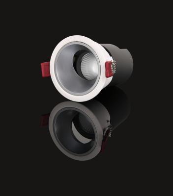 Cina impatto anabbagliante dei riflettori 5000K 6000K di 20W 25W LED anti nessuna luce intermittente in vendita