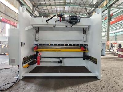中国 Pan And Box Electric Press Brake WC67K-100Tx2500 CNC 販売のため