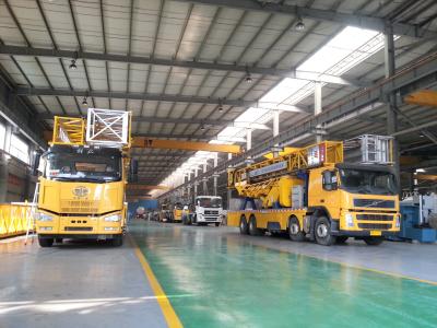 China Caminhão da inspeção do equipamento do acesso da ponte da eficiência elevada 22m com movimentação hidrostática VOLVO 8x4 à venda