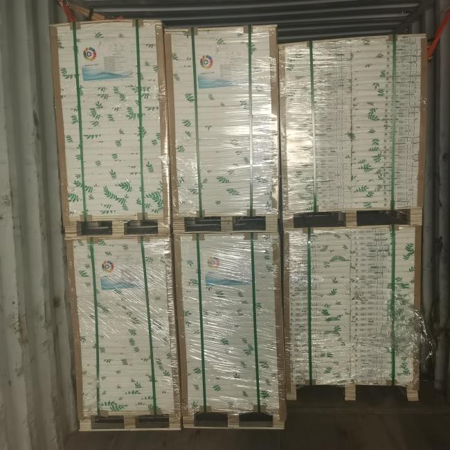 Customized NCR Paper in Different Colors for Invoice and Receipt Printing in Large Quantity