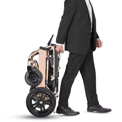 Cina 2021 Reclining Electric Power Wheelchair with LCD Joystick, Lightweight Folding Remote Control Wheelchairs for Disabled Travel in vendita