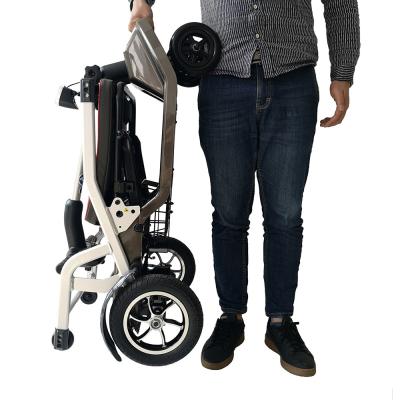 Cina Adult Folding 3 Wheel Mobility Scooter Wheelchair Scooter For Elderly in vendita