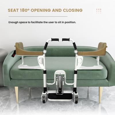 Cina Waterproof Hydraulic Transfer Chair Patient Transfer Lift Commode Wheelchair in vendita