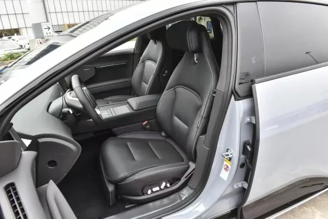 Avita 12 Left-Hand Drive High-End Electric Car