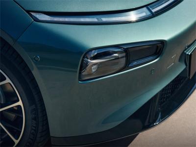Cina 2024 Sport Xpeng Sedan P7i 550KM Pro Fast Charging 5 posti in vendita