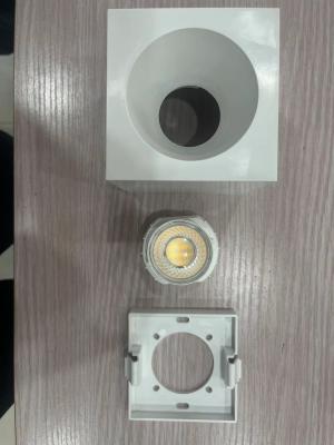 中国 シングルヘッドCOBスポットライト 天井ダウンライト 6W 3000K-3400K-4000K 3CCT スクウェア アンチブレア 販売のため