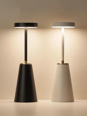 China Modern Bedroom Table Lamp with Wireless Charging and Dimming Lifespan of 15000 Hours for sale