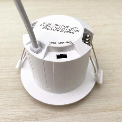 Cina 60lm/w Lampada Efficienza luminosa Base di cablaggio Ugr 6w 400lm Down Light 38 gradi Spotlight in vendita