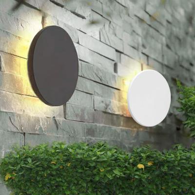 Cina Lampada da parete europea Nordic Moderna Led 12w Lampade da parete Indoor Outdoor Garden in vendita