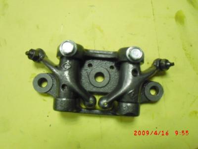 China Válvula del EJE DE BALANCÍN del MOTOR de HONDA CG125 CG150 CG200 CG250 en venta