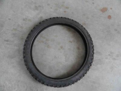 China Tubo 2.75-21-4PR del frente del MOTOCRÓS de SUZUKI GXT200 en venta