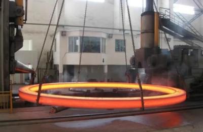 Cina Q235 ha forgiato lo spazio in bianco d'acciaio della ruota di acciaio inossidabile di pezzo fucinato di spazio in bianco della ruota 316 in vendita
