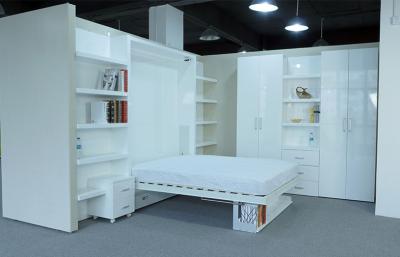 Cina Doppio letto piegante bianco della parete con lo scaffale per libri, materiale del grado E1 con pittura in vendita