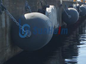 China Pneumatic marine  Fenders,Yokohama fender, dock rubber fenders rubber dock fender made in China for sale