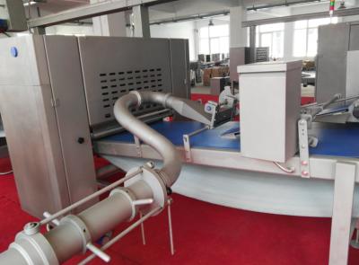 China High Capacity Pastry Making Machine Easy Clean With Folding Accessories and Siemens PLC for D-shape bread / empenada for sale
