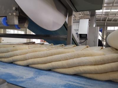 Chine Machine flexible de lamineur de la pâte de pâtisserie avec la structure modulaire de Multirollers à vendre